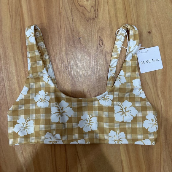 Benoa Swim | Tops | Benoa Swim Floral Bikini Top | Poshmark